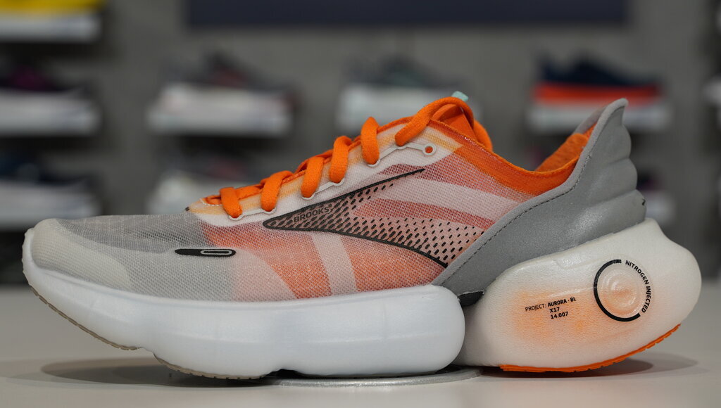 Brooks Aurora-BL - Análisis y opinión - Zapatilla: Entrenamiento ...