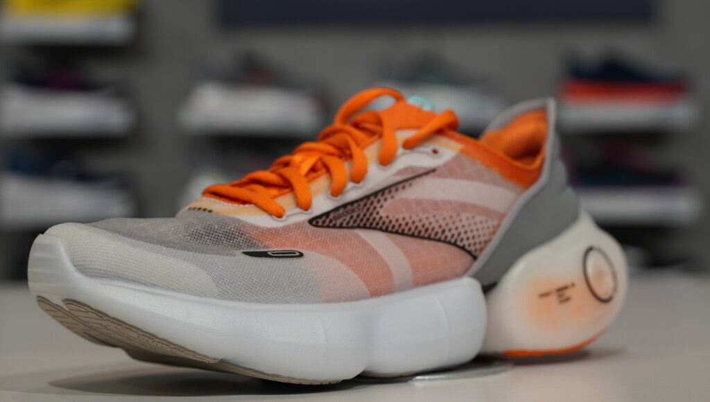 Brooks Aurora-BL - Análisis y opinión - Zapatilla: Entrenamiento ...