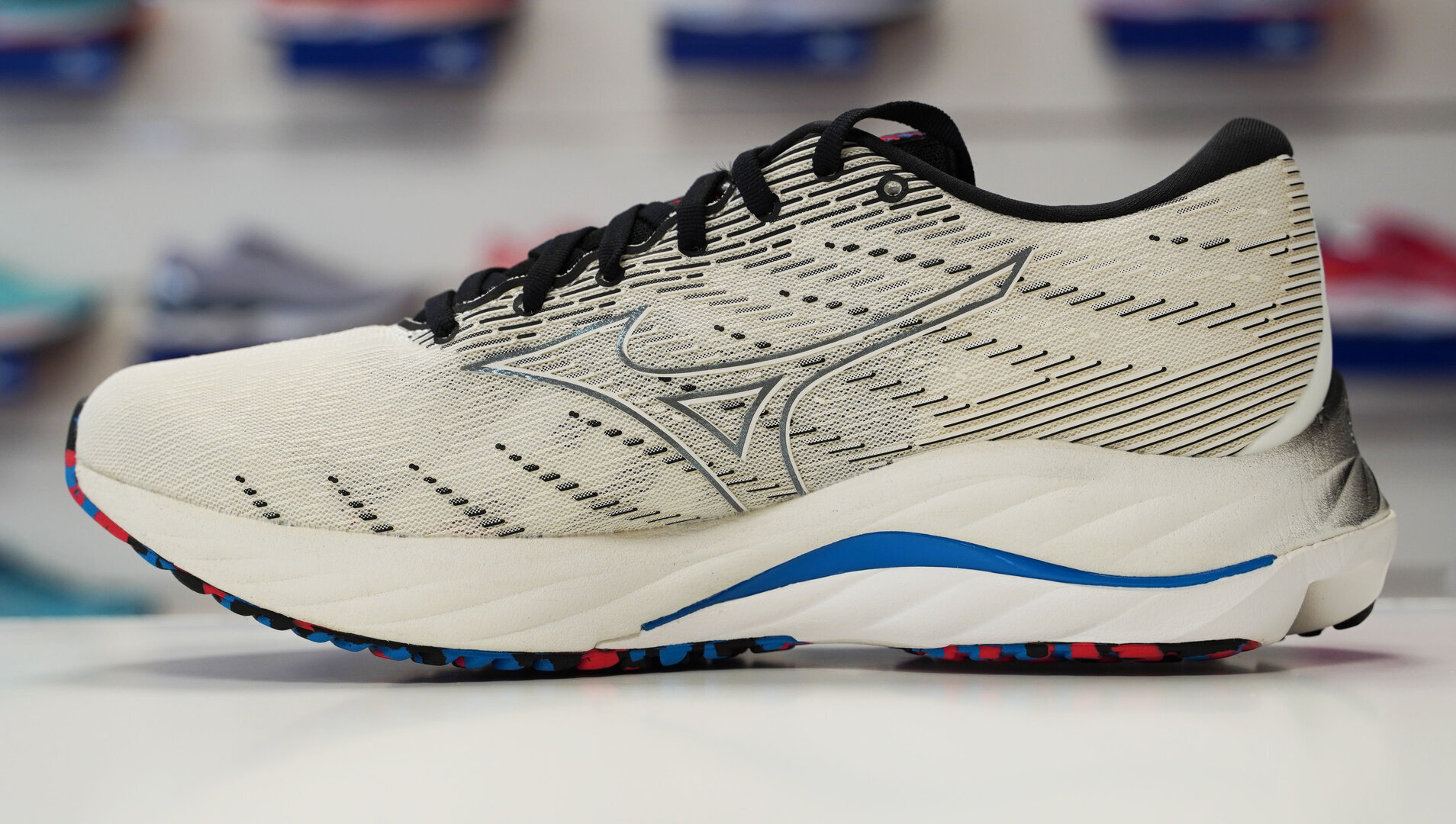 Mizuno Wave Rider 26, análisis: review, recomendación, precio y ...